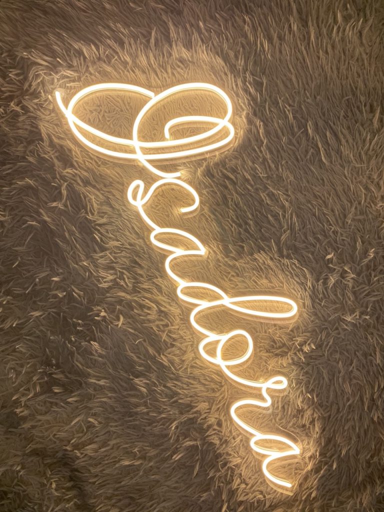 15+ MẪU ĐÈN NEON SIGN TRANG TRÍ ĐẸP TẠI HẢI PHÒNG
